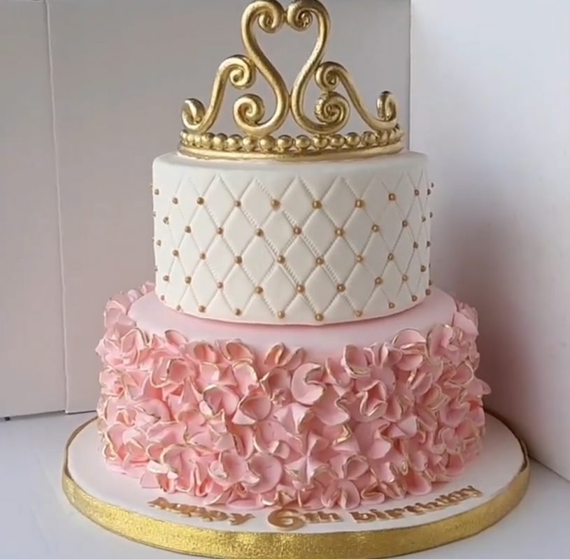 Crown Cake - Cake O Clock - Best Customize Designer Cakes Lahore